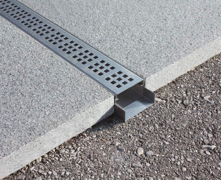 Edelstahl-Rinnen | Terrasse | Häusler